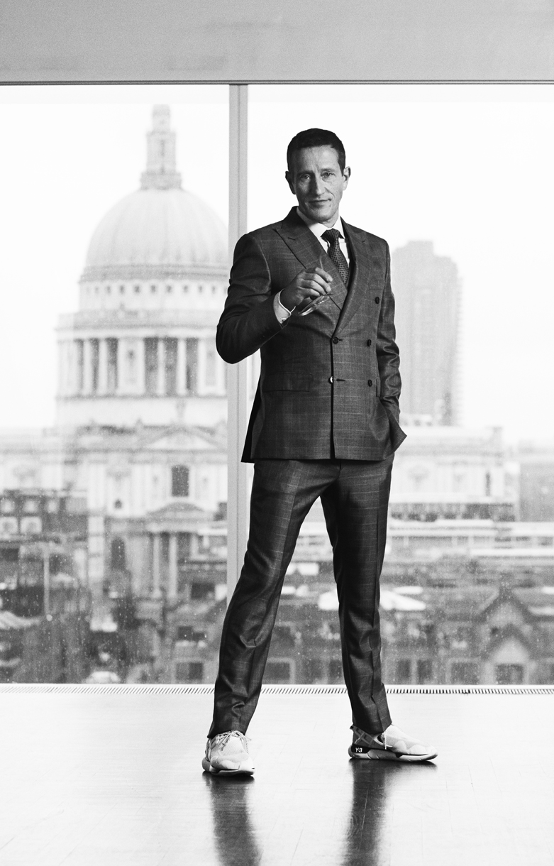 RICHARD QUEST - FANTASTIC MAN